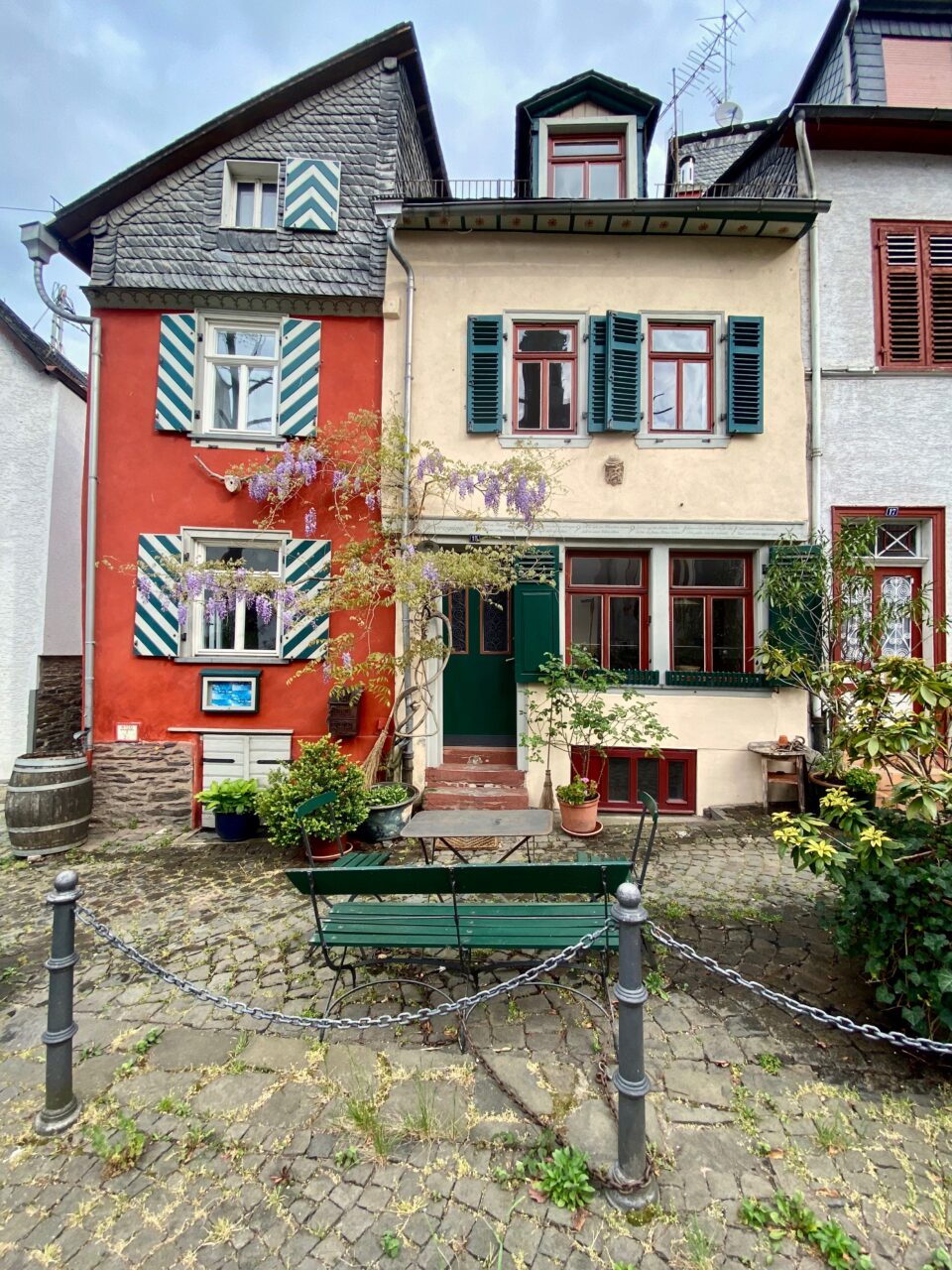 Baukultur mit Liebe zum Detail: Historisches Schifferhaus in Kaub ...